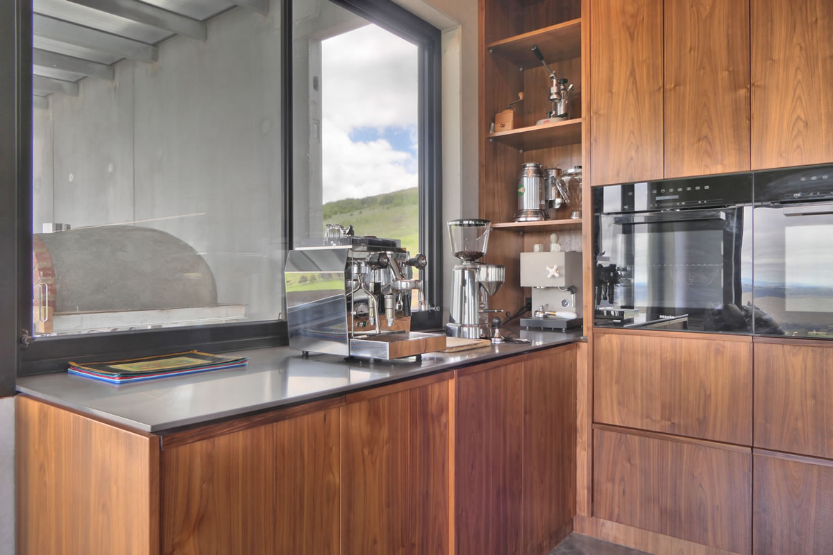 ACE Mt Franklin - Genesis FX