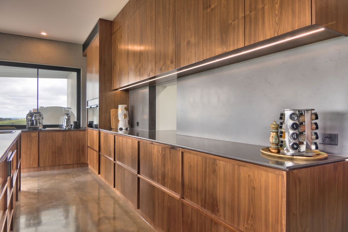 ACE Mt Franklin - Genesis FX